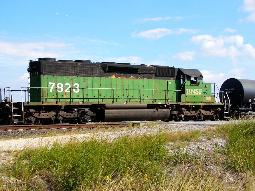 BNSF 7823